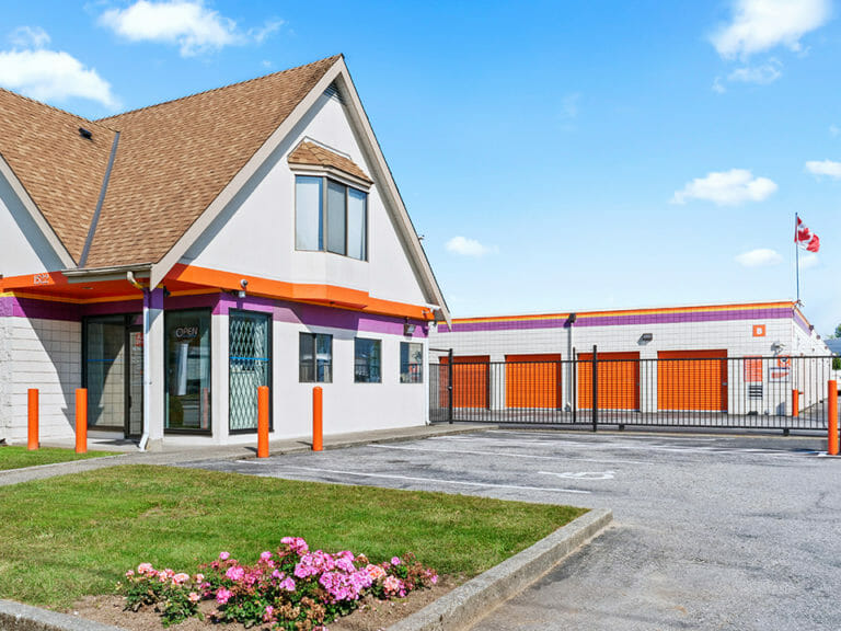 Self Storage Rental Units Surrey | Public Storage Canada