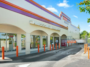 Self Storage Rental Units Surrey | Public Storage Canada